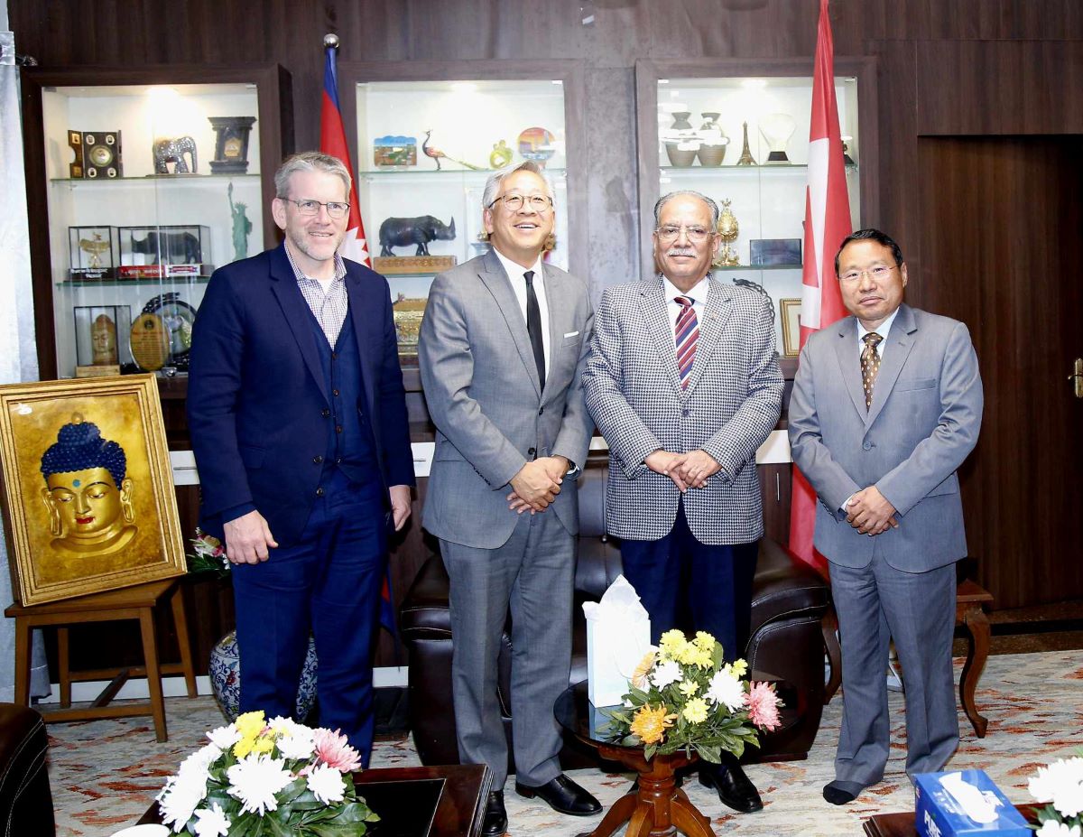 अमेरिकी सहायक विदेशमन्त्रीसँगको भेटमा प्रचण्डले गरे टिआरसी र विपिन ...